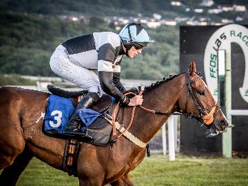 Ffos Las Racecourse | Ffos Las Races | South Wales